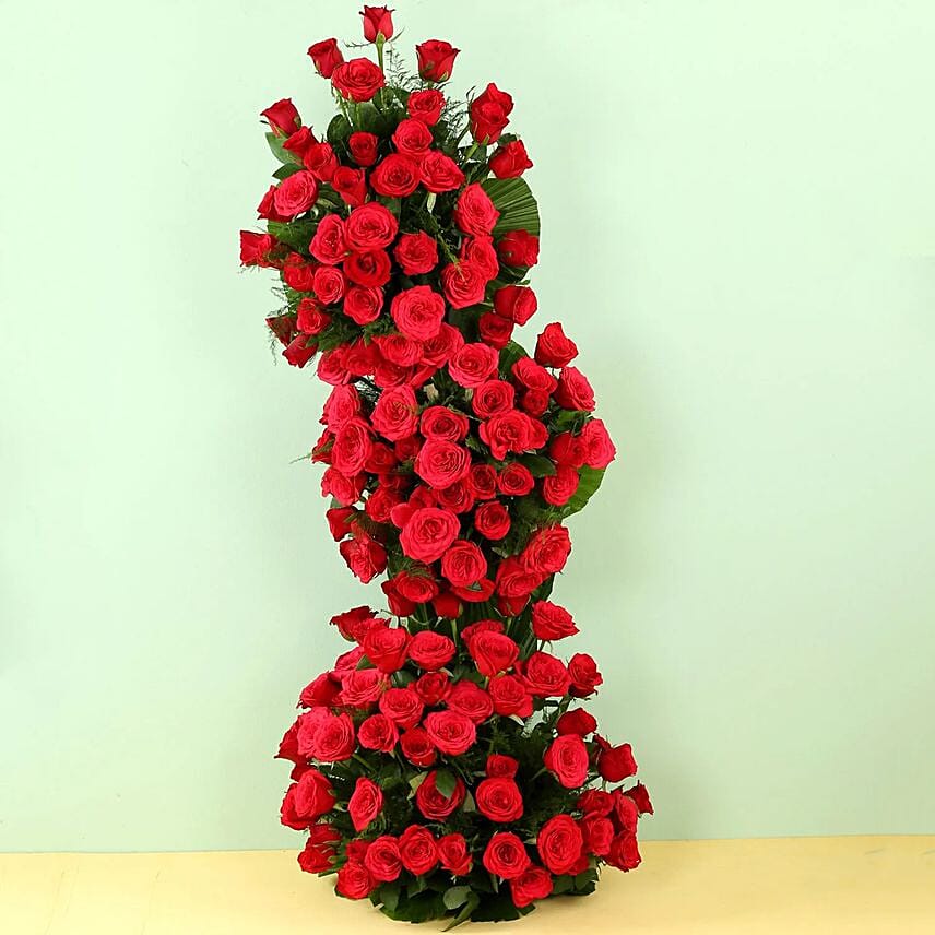 Online Premium 100 Red Roses Arrangement Gift Delivery in India - FNP