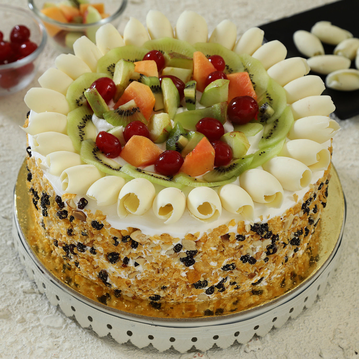 Online Fruit Overload Cake 1 Kg Gift Delivery in India - FNP