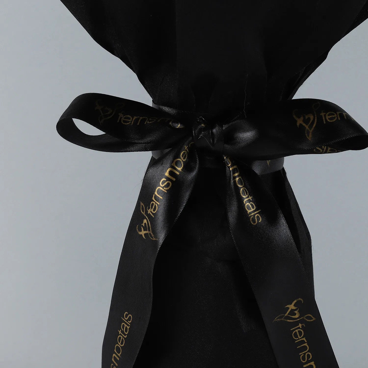 Online Premium Red Roses Double Wrapped Bouquet Gift Delivery in India ...