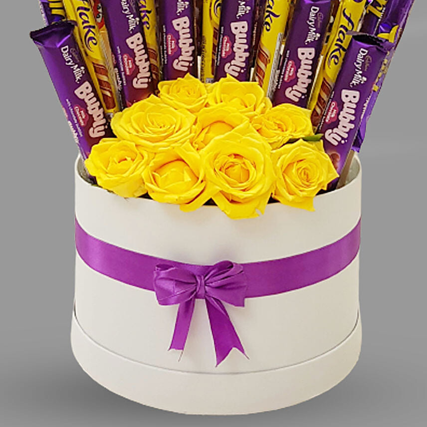 Online Joyful Gift Box Gift Delivery in Jordan - FNP