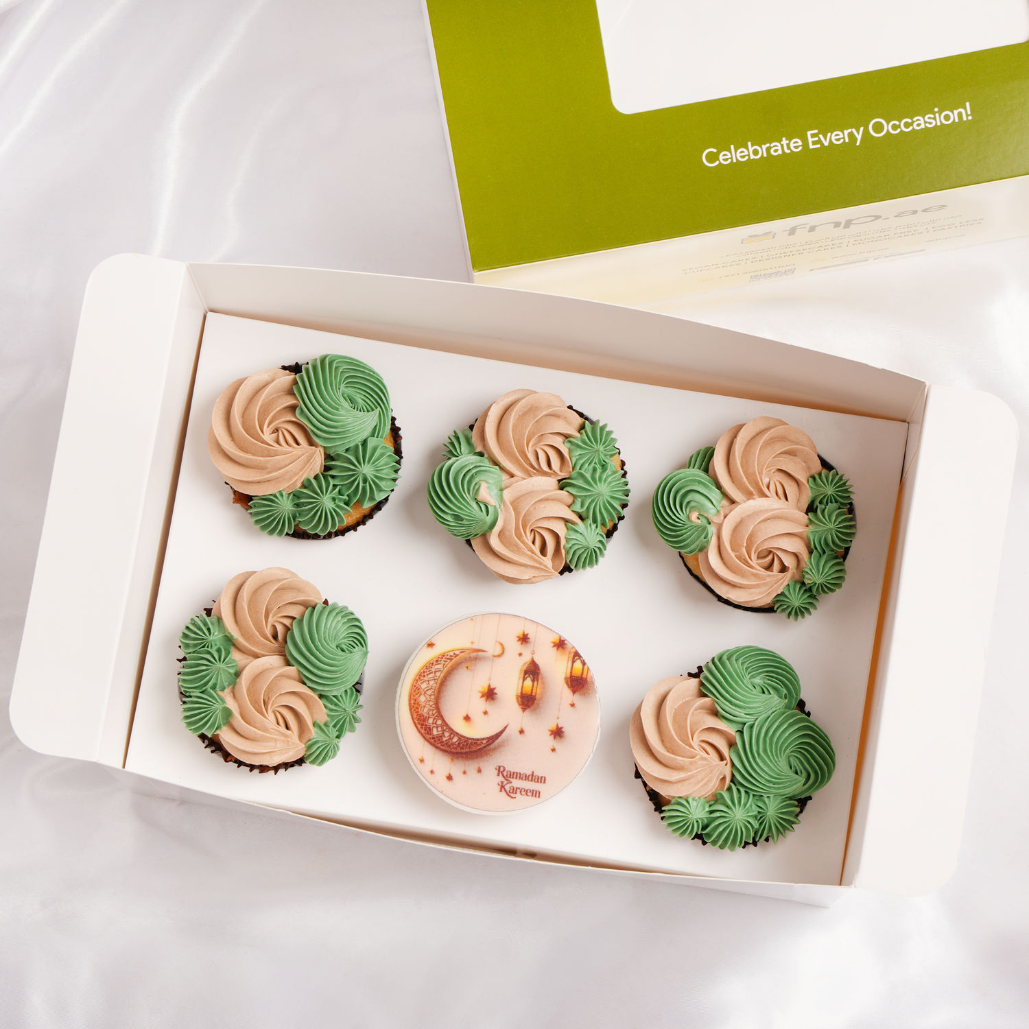 Online Noor Cupcakes Gift Delivery in Kuwait - Fnp.ae