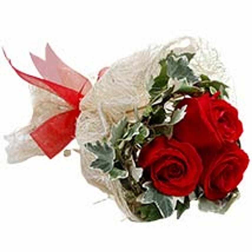Order 3 Red Roses Bunch Online | Same-Day Delivery UAE - Fnp.ae