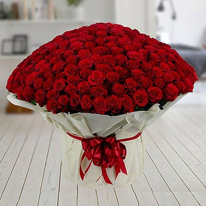 Online 400 Red Roses Bouquet Gift Delivery in UAE - FNP