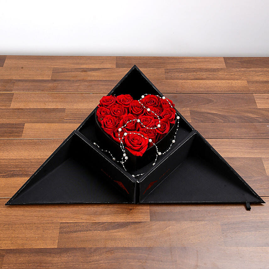 Order Red Roses In Folding Box Online | Same-Day Delivery UAE - Fnp.ae