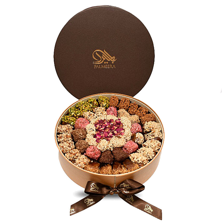 Order Assorted Box Of Stuffed Dates 78 Pcs Online | Same-Day Delivery ...