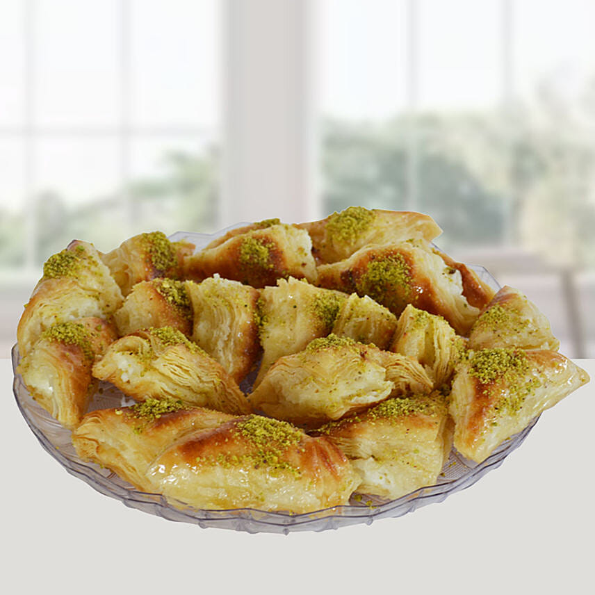 Online Shabiyat 1 Kg Gift Delivery in UAE - FNP