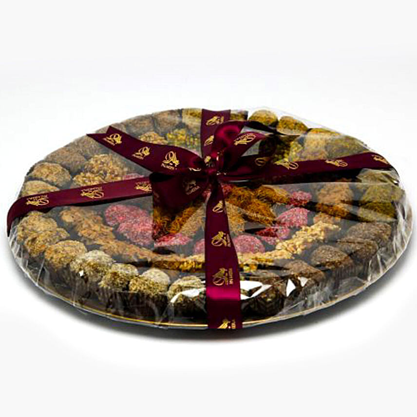 Online Stuffed Dates Gift Tray Round Gift Delivery in UAE - FNP