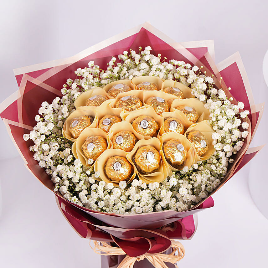 Order Designer Rochers Bouquet Online | Same-Day Delivery UAE - Fnp.ae