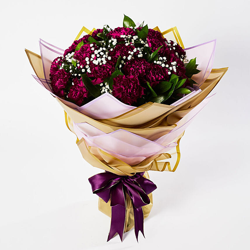 Order Alluring Purple Carnations Bouquet Online | Same-Day Delivery UAE ...