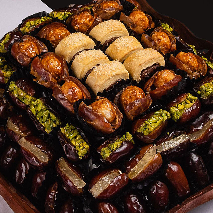 Online Healthy Assorted Dates Medium Wooden Tray Gift Delivery in UAE - FNP