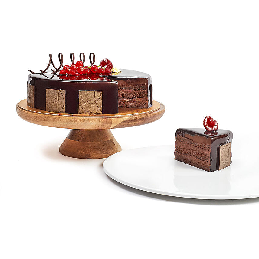 Order 500 grams Eggless Chocolate Truffle Cake For Birthday Online ...