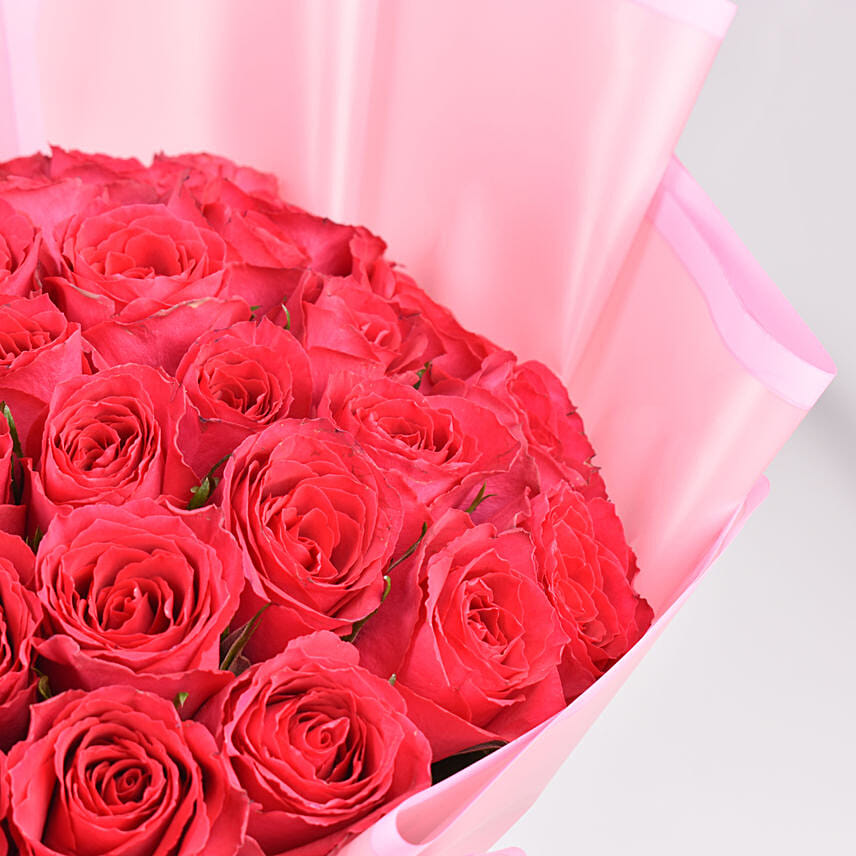 Online 35 Dark Pink Roses Designer Bouquet Gift Delivery in UAE - FNP