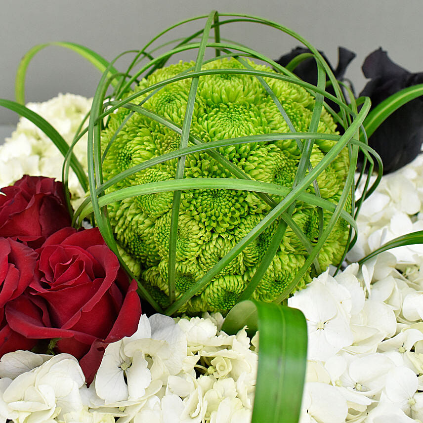 Online UAE Flag Flower Vase Arrangement Gift Delivery in UAE - FNP