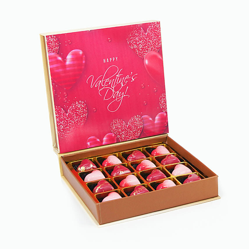 Online 13 Roses Bouquet n Chocolates Gift Delivery in UAE - FNP