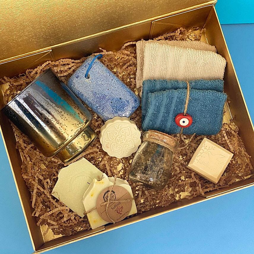 Order The Golden Box Online | Same-Day Delivery UAE - Fnp.ae