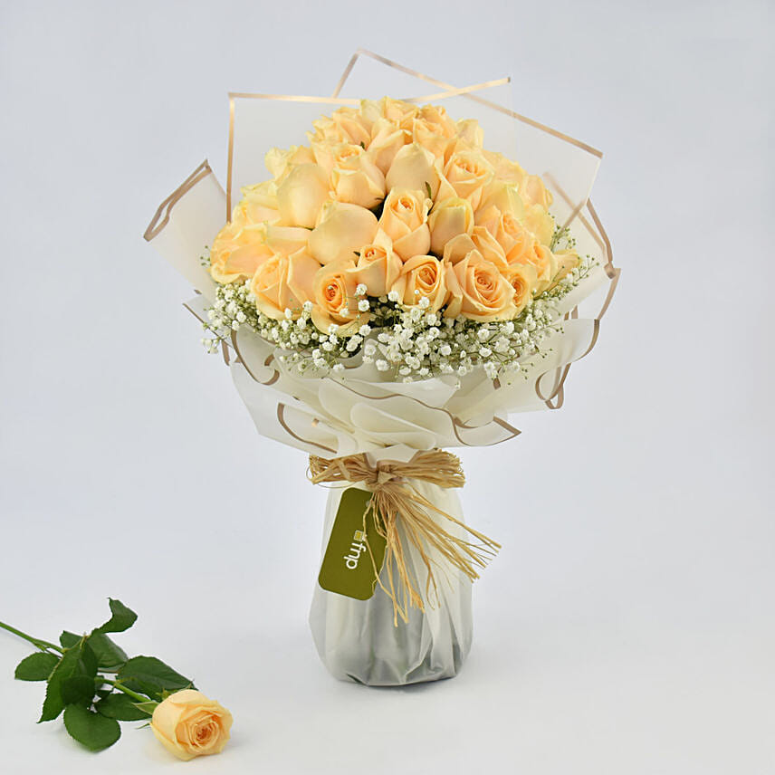 Order 35 Peach Roses Designer Bouquet Online | Same-Day Delivery UAE ...