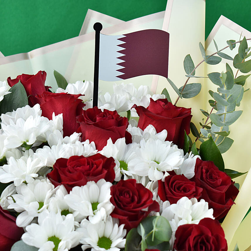 Order Qatar Theme Flower Bouquet Online | Same-Day Delivery UAE - Fnp.ae