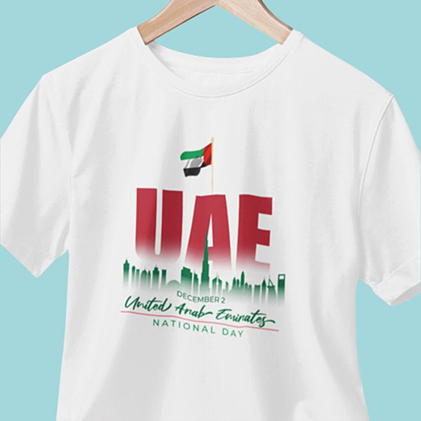 Online UAE National Day Combo M Gift Delivery in UAE - FNP