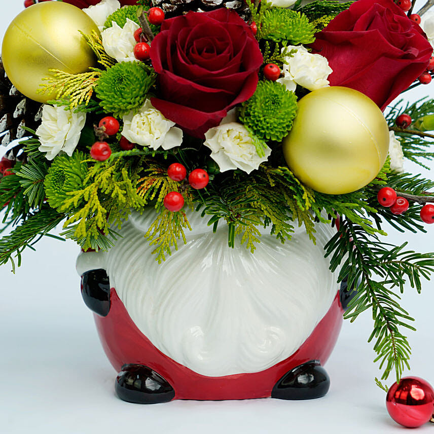 Online Christmas With Santa Flowers Gift Delivery in UAE - FNP