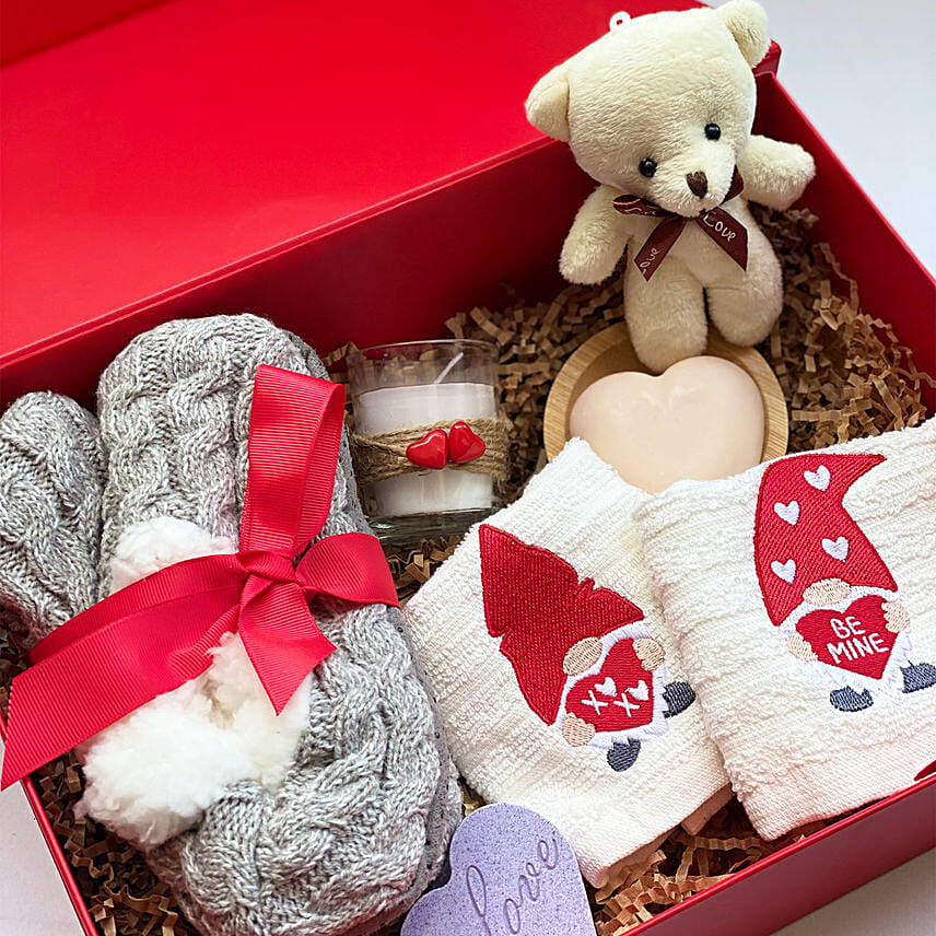 Order My Fuzzy Valentine Online | Same-Day Delivery UAE - Fnp.ae