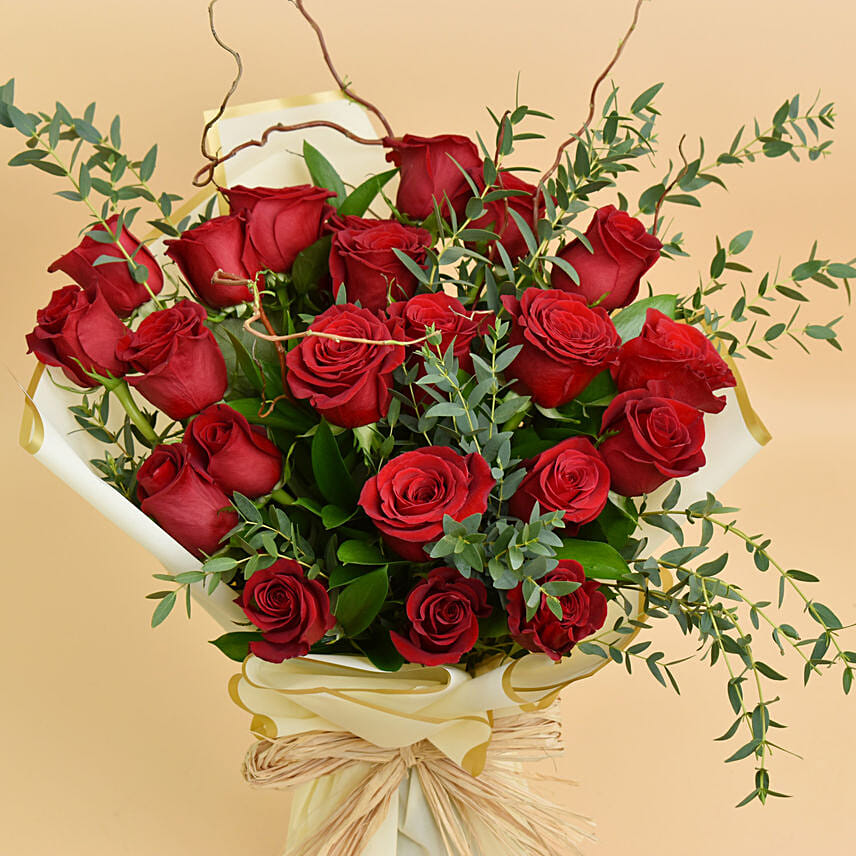 Order 20 Red Roses Mesmerizing Bouquet Online | Same-Day Delivery UAE ...