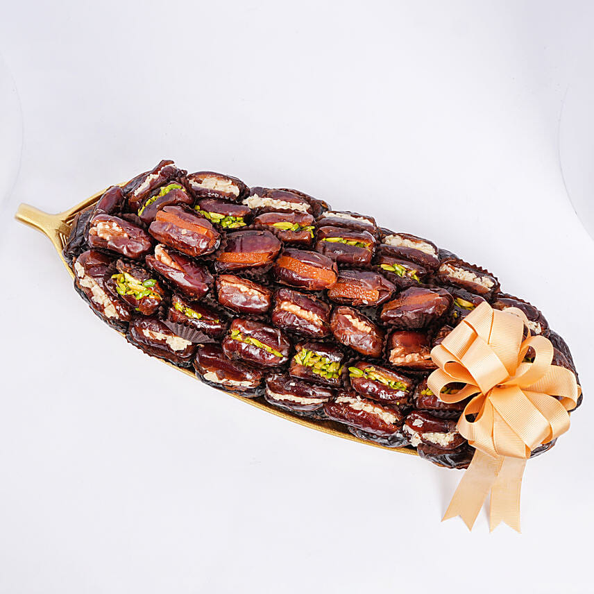 Online Premium Assorted Dates Platter Gift Delivery in UAE - FNP