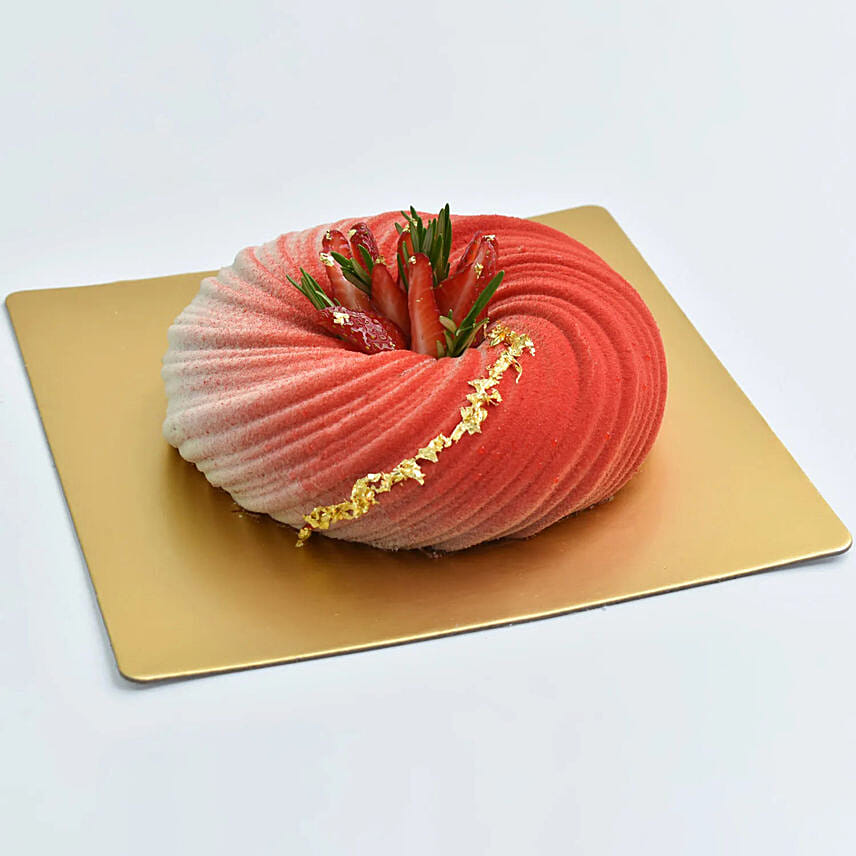 Online Red Velvet Twister Cake Gift Delivery in UAE - FNP