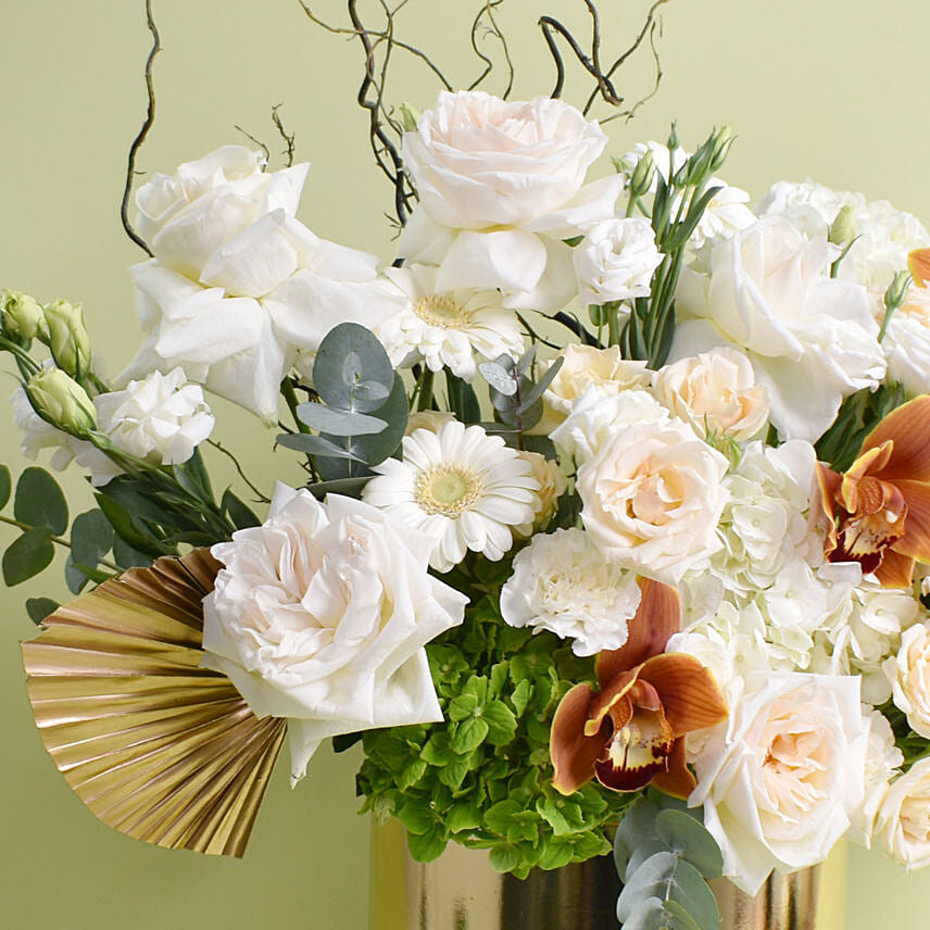 Order Birthday Wishes Grand Box Arrangement Online | Same-Day Delivery ...