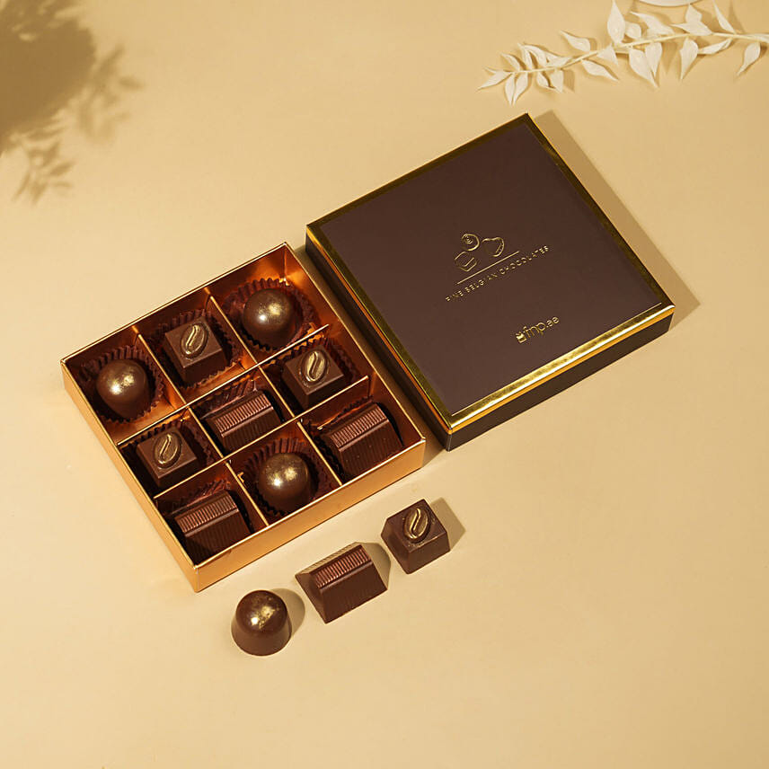 Order Creamy Crunch Chocolate Box Of 9 Online | Same-Day Delivery UAE ...