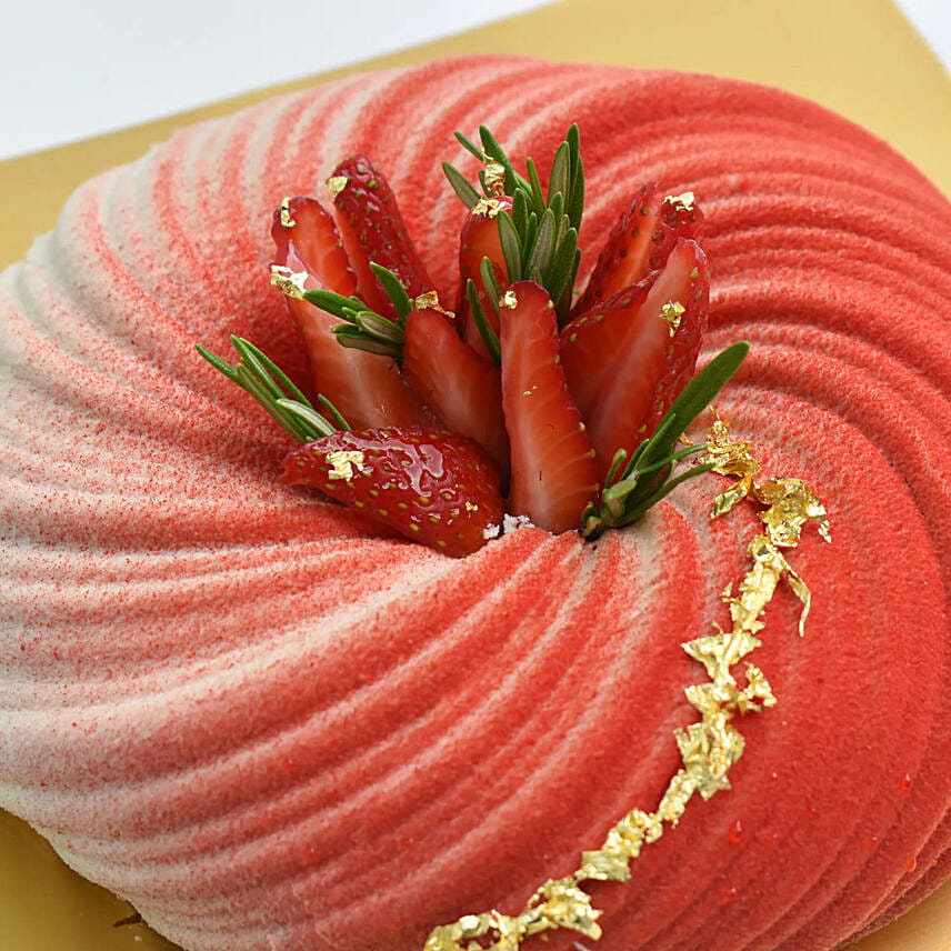 Order Red Velvet Twist Cake Online | Same-Day Delivery UAE - Fnp.ae