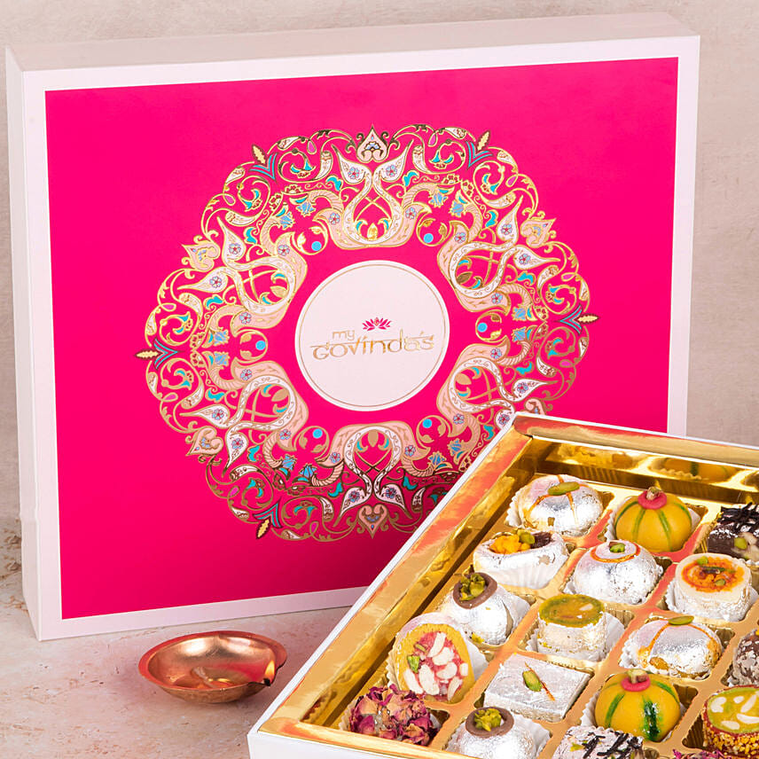 Order Premium Sweet Box Online | Same-Day Delivery UAE - Fnp.ae