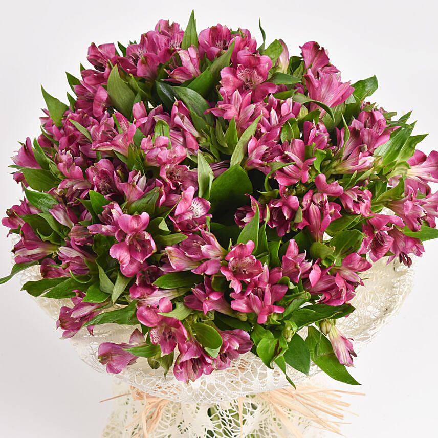 Order Purple Peruvian Lily Bouquet Online | Same-Day Delivery UAE - Fnp.ae