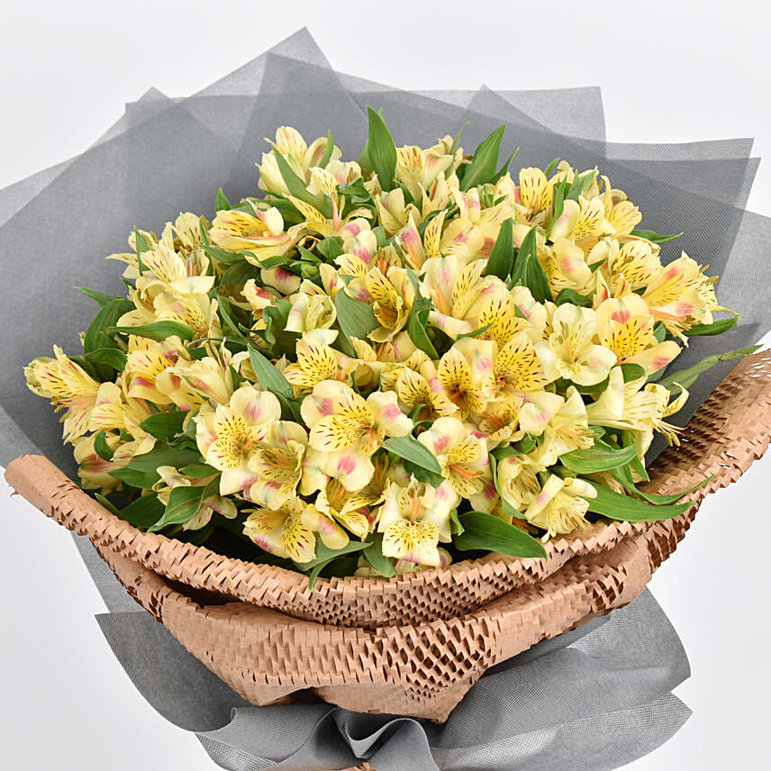 Order Yellow Peruvian Lilies Bouquet Online | Same-Day Delivery UAE ...