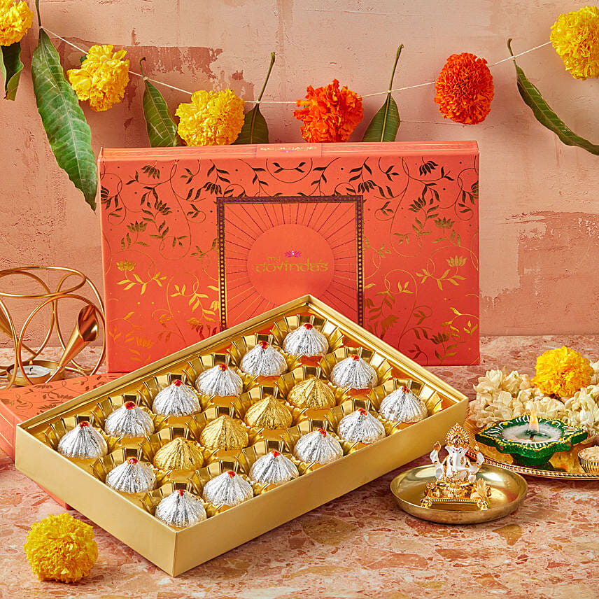 Order Ganesh Chaturthi Golden And Silver Modak 18 Pcs Online | Same-Day ...