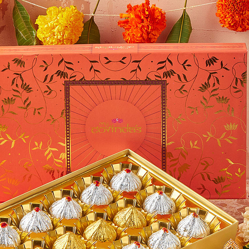 Order Ganesh Chaturthi Golden And Silver Modak 18 Pcs Online | Same-Day ...