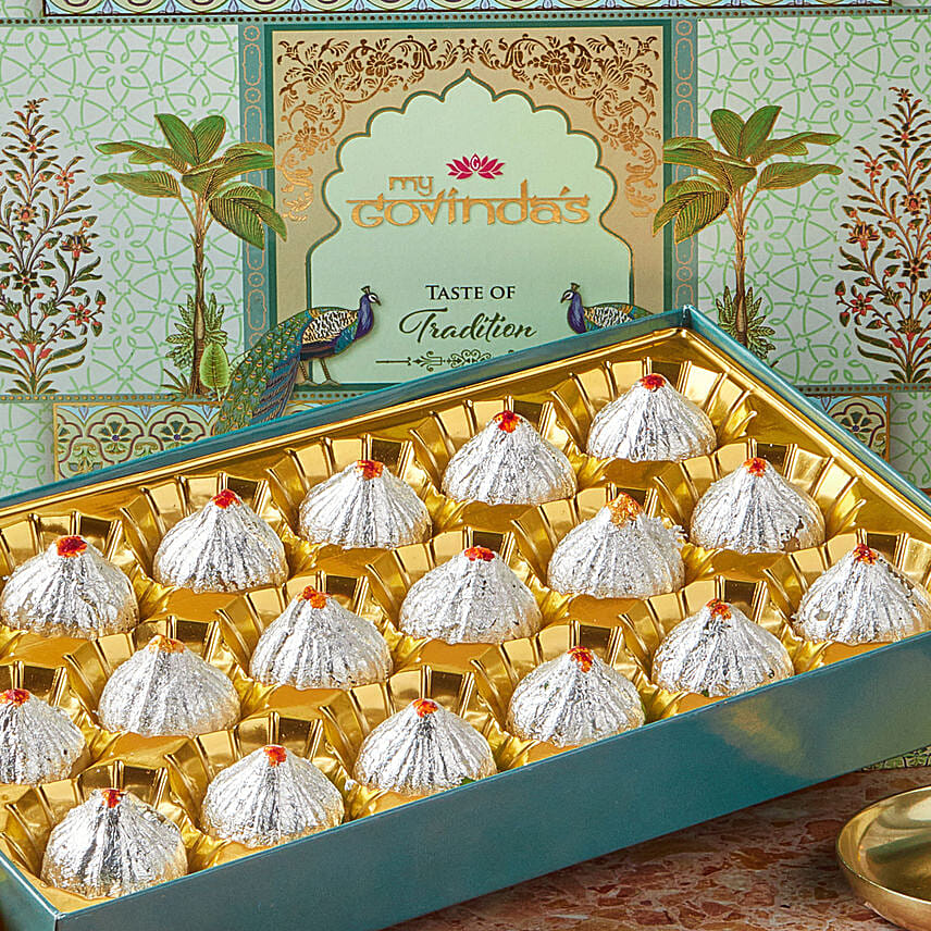 Order Ganesh Chaturthi Silver Modak 18 Pcs Online | Same-Day Delivery ...