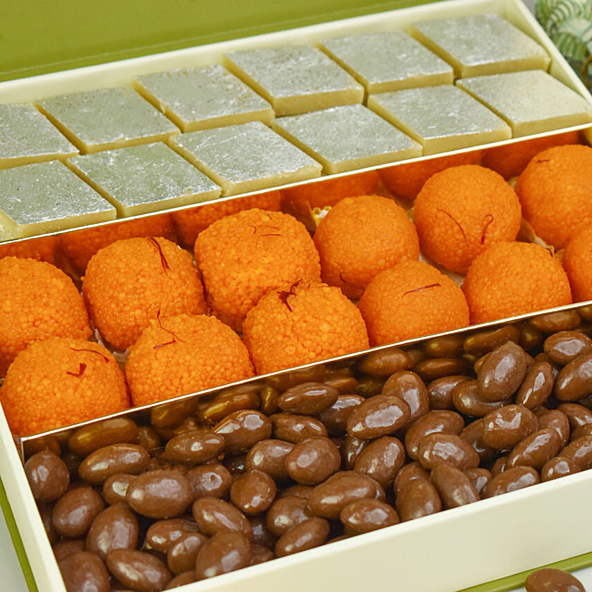 Online Perfect Sweets Box Gift Delivery in UAE - FNP