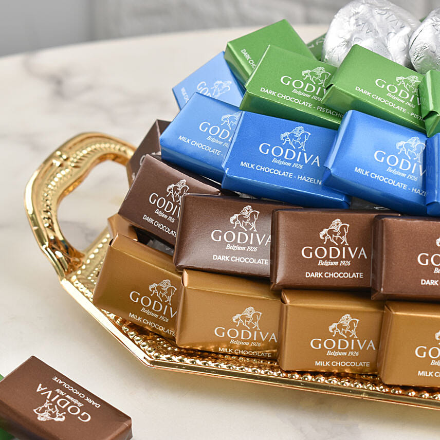 Order Godiva Chocolate Naps Arrangement Online | Same-Day Delivery UAE - Fnp.ae