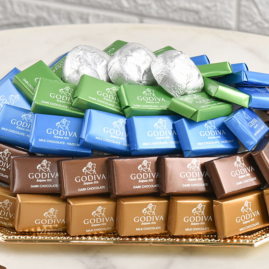 Order Godiva Chocolate Naps Arrangement Online | Same-Day Delivery UAE ...