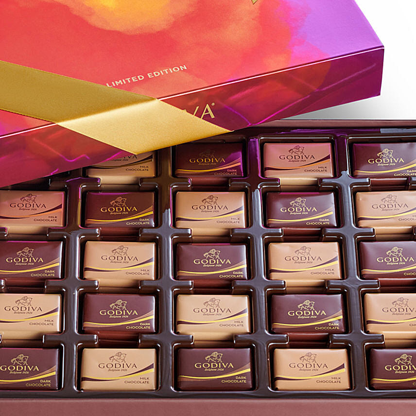 أمر Diwali Finesse Belle 75 Pcs By Godiva أون لاين | توصيل نفس اليوم UAE - Fnp.ae