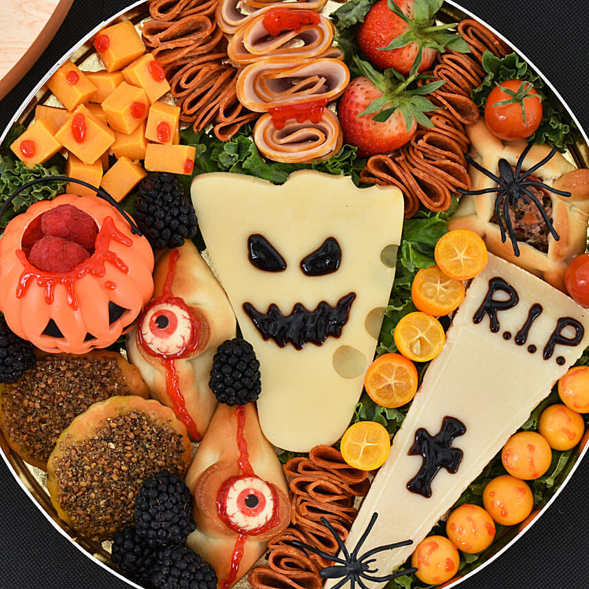 Online Creepy Cheese Box Gift Delivery in UAE - FNP