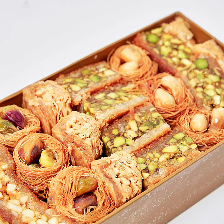 Order 500gms Assorted Baklava Online | Same-Day Delivery UAE - Fnp.ae