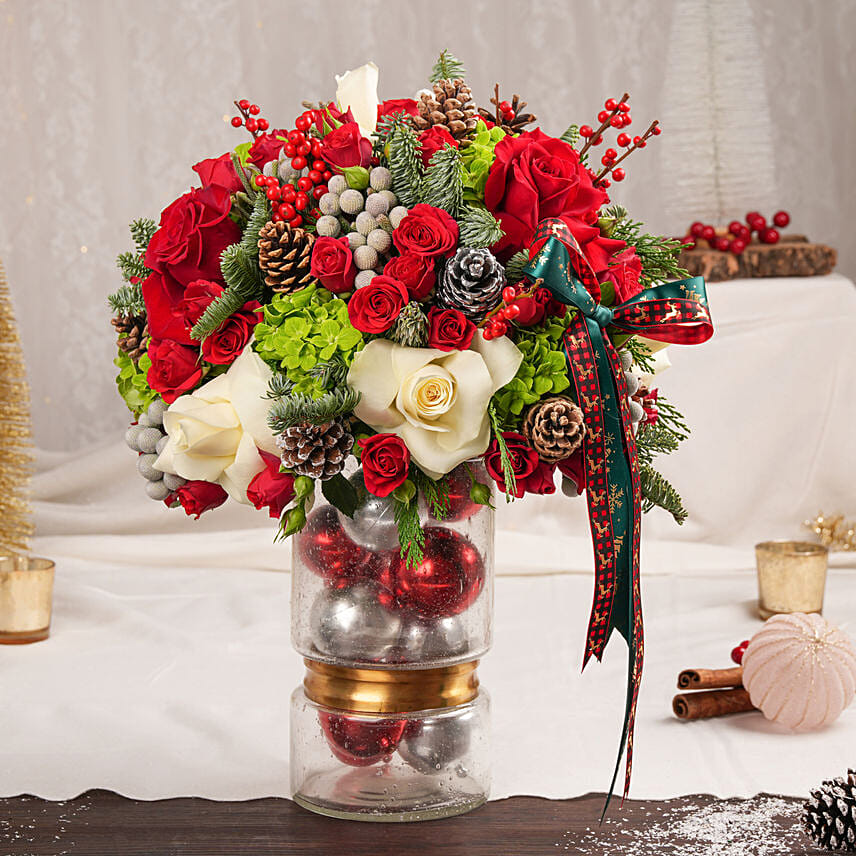Order Holidays Shine Flowers Arrangement Online | Same-Day Delivery UAE ...