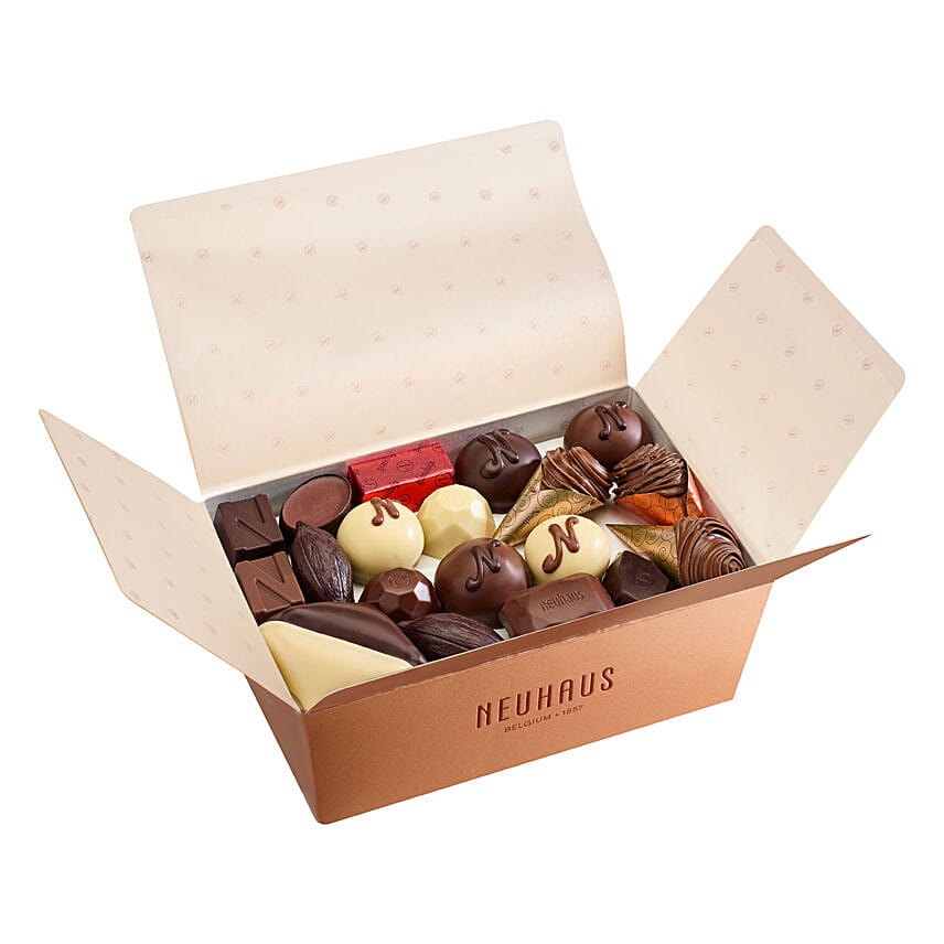 Order Neuhaus Timeless Masterpieces Christmas Ballotin 750G Online ...