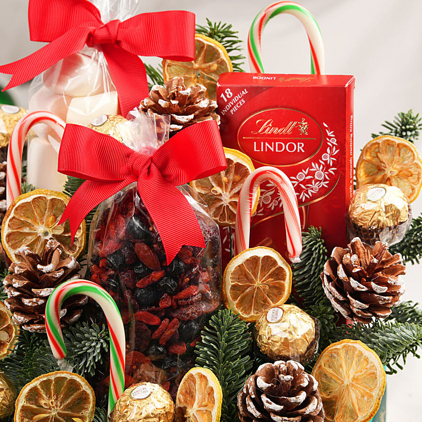Order Christmas Nibbles Tray Online | Same-Day Delivery UAE - Fnp.ae