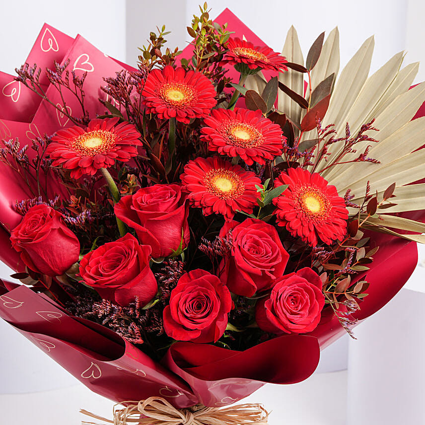 Order A Beautiful Dream Flowers Bouquet Online | Same-Day Delivery UAE ...