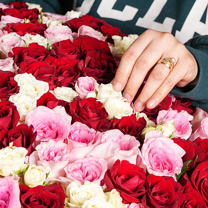 Order 365 Roses 365 Days of Never Ending Love Online | Same-Day ...