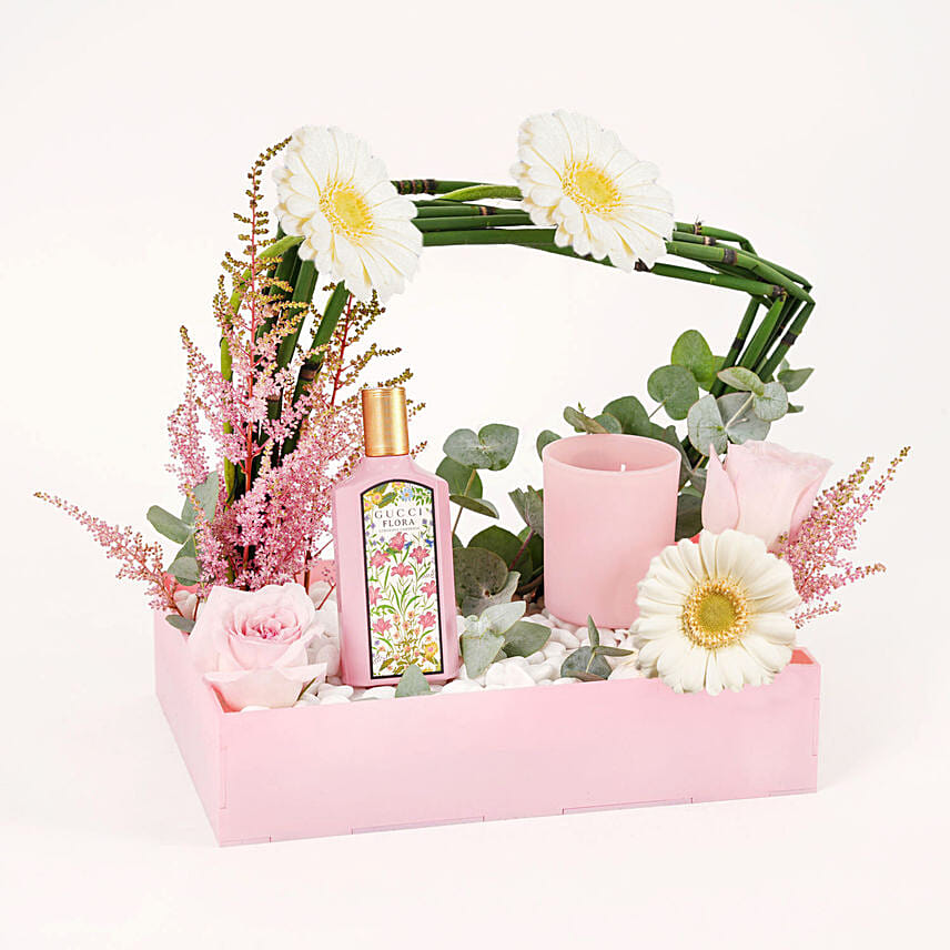Online Floral Garden with Gucci Flora Gift Delivery in UAE - FNP