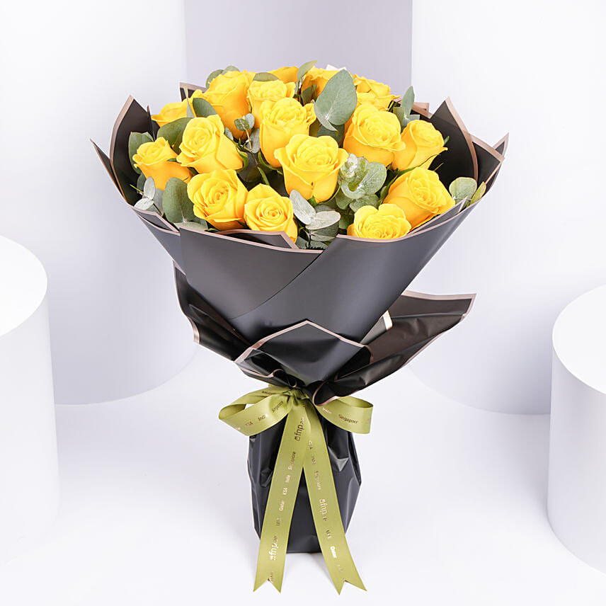 Online Sunshine 20 Yellow Roses Bouquet Gift Delivery in UAE - FNP