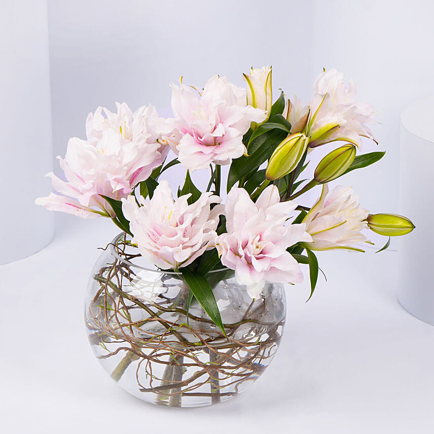 Order Rose Lily Vase Arrangement Online | Same-Day Delivery UAE - Fnp.ae